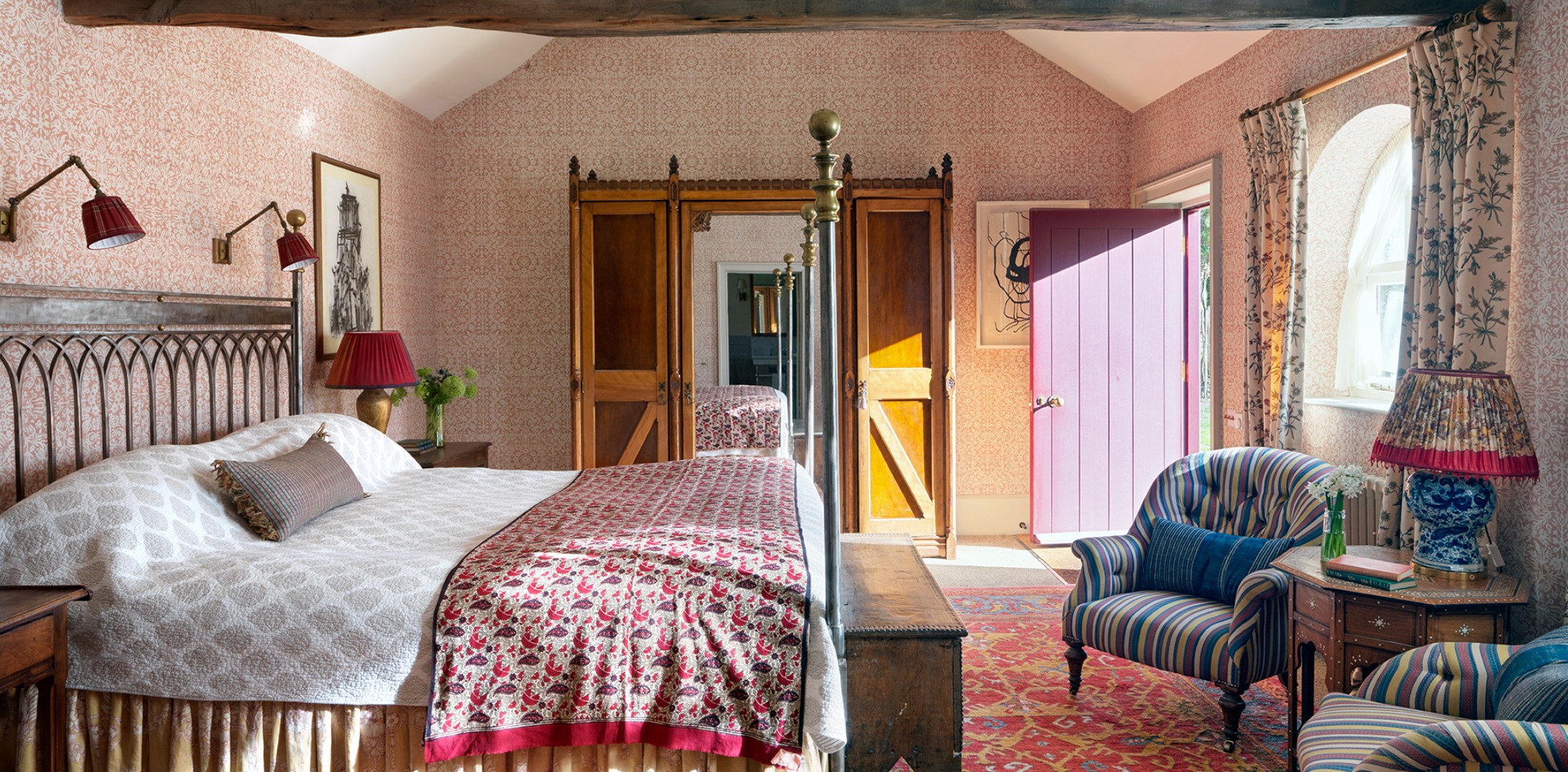 Robert Kime Ltd. | Antiques | Fabrics | Wallpapers | Furniture ...