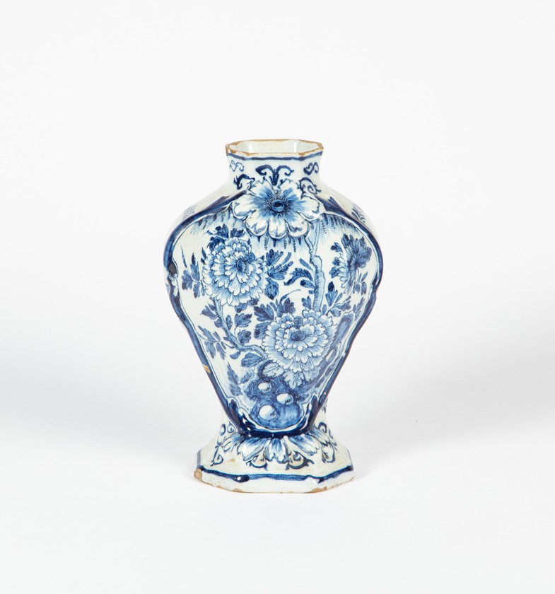 A Blue And White Delft Pot | Pots | Ceramics | Antiques | Robert Kime Ltd.