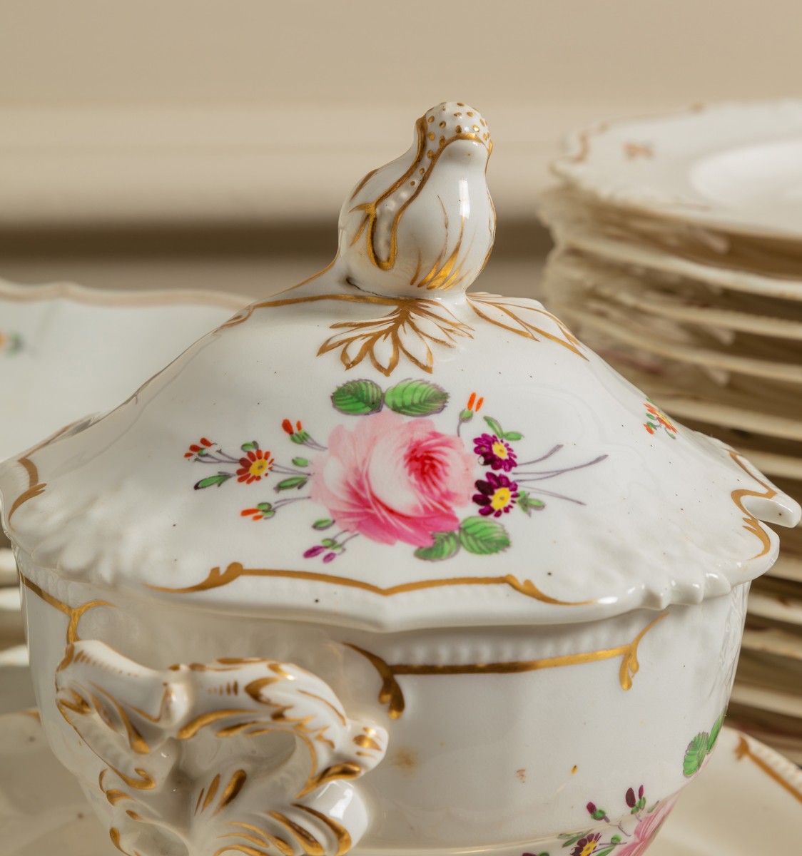 A hand painted floral part dinner service, Circa 1840 | Robert Kime Ltd ...